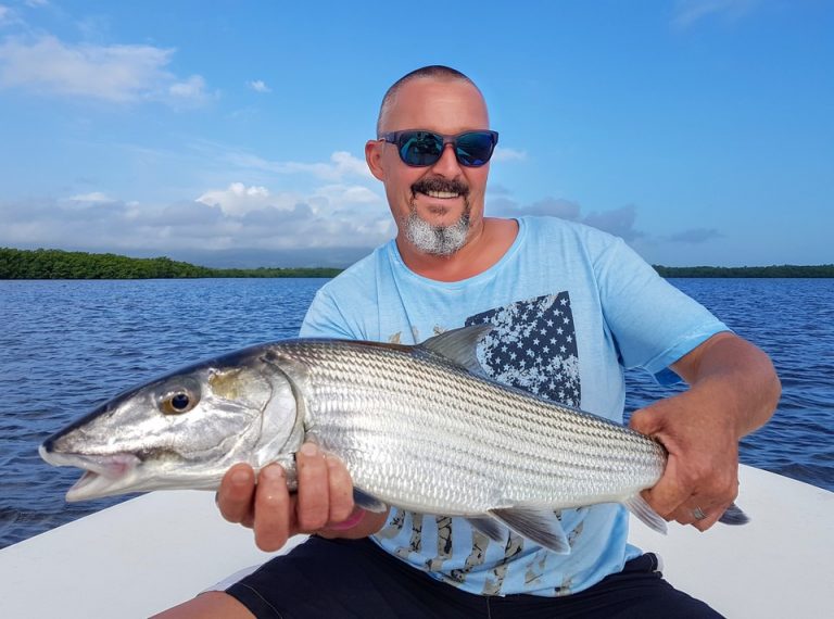 Fly fishing in Guadeloupe - Julien Fishing Guide in Guadeloupe